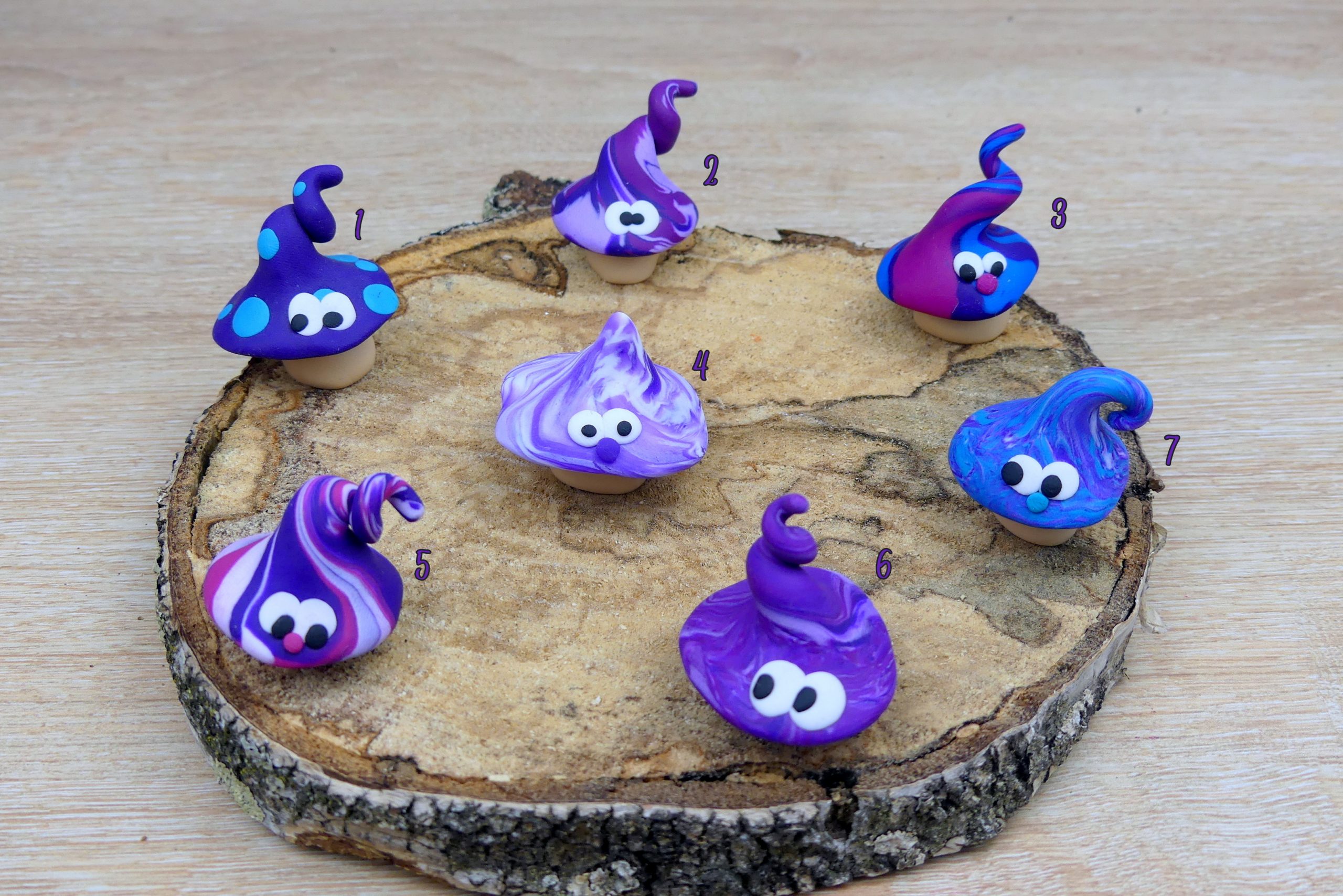 Grand Malicieux, tons violet Le champignon voyageur